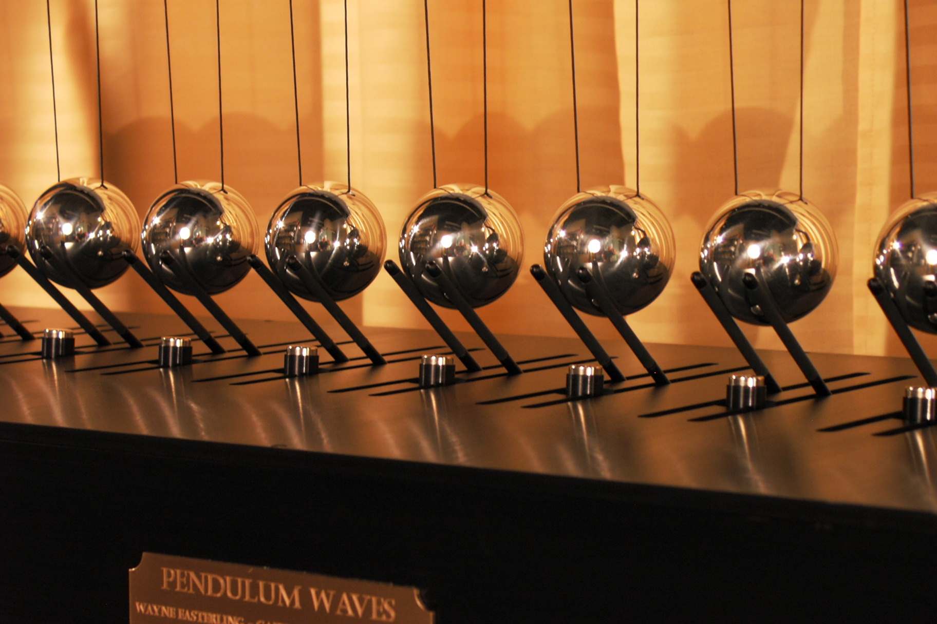 Pendulum Waves | Physics Instructional Resource Team